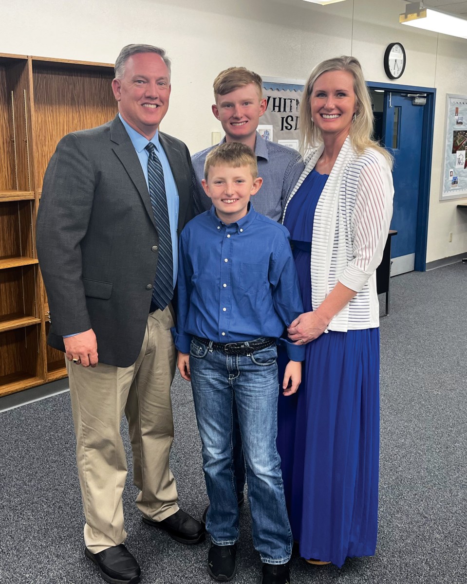 Whitney ISD board selects superintendent lone finalist – The Lakelander